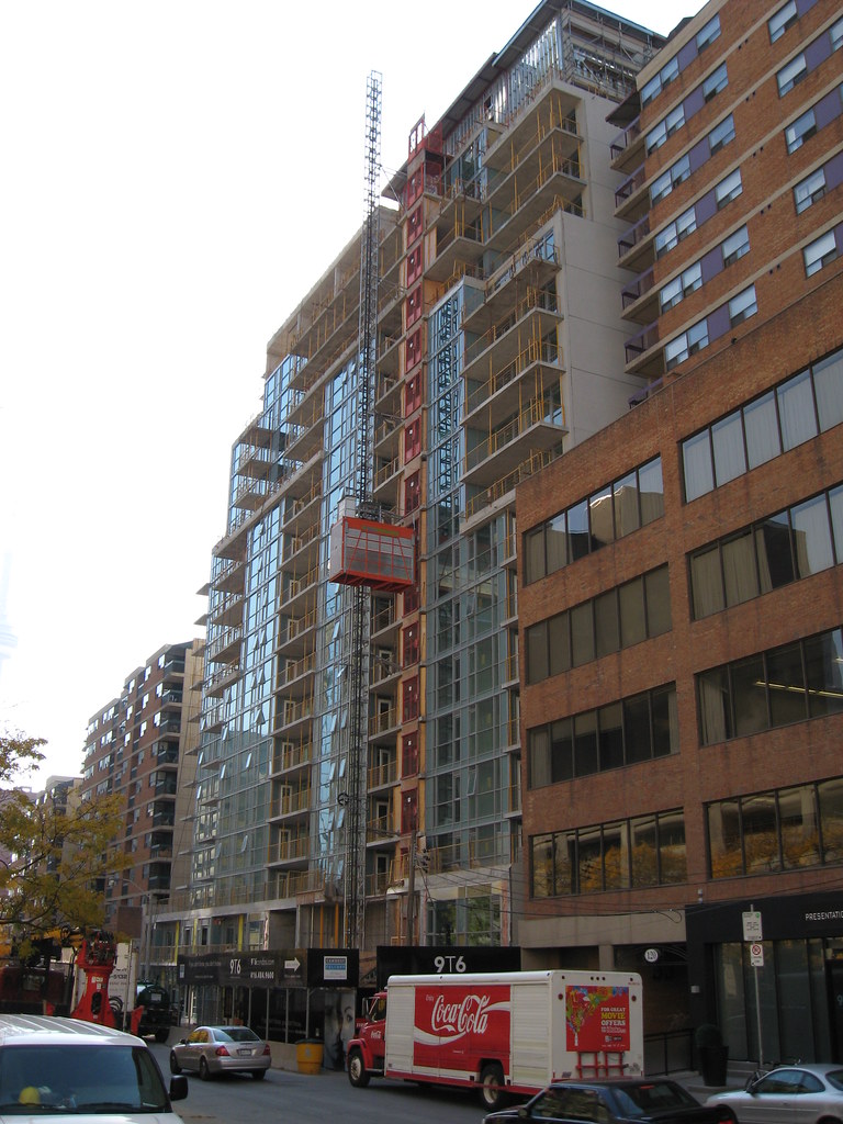 9T6 Condos (96 St Patrick St) | Complete | 17 st | 52 m | Downtown ...