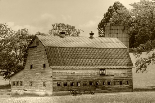 The Old Dairy Barn | Visual Thoughts Photography