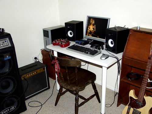 Home studio / practice rig | Unofficial Warmoth Forum