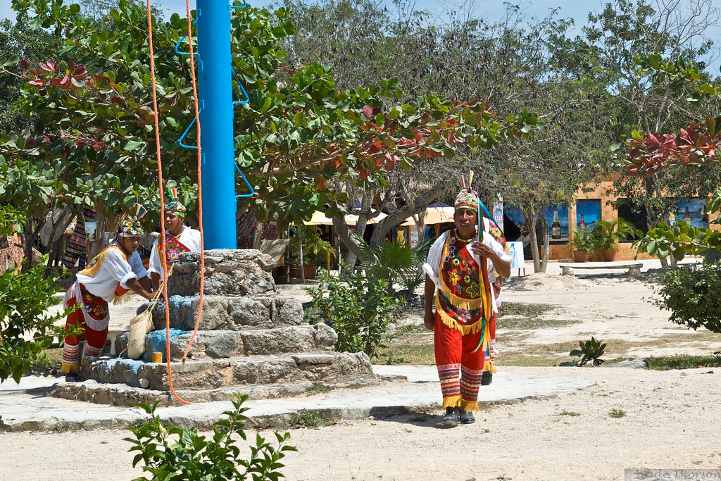 Mayan Pole Dancers - PentaxForums.com